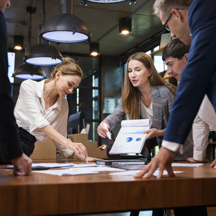 Expert Financial Services PR Agency - Hanover Communications