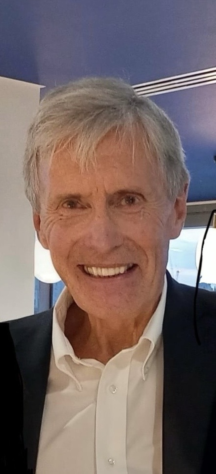 Ian Walker - Hanover Communications