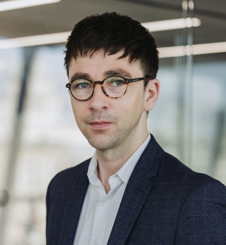 James Mole - Hanover Communications